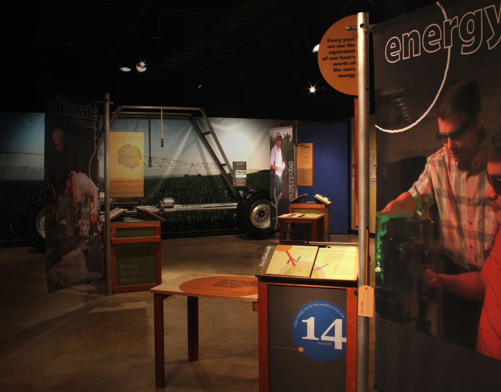 Traveling Exhibitions | Kauffman Museum